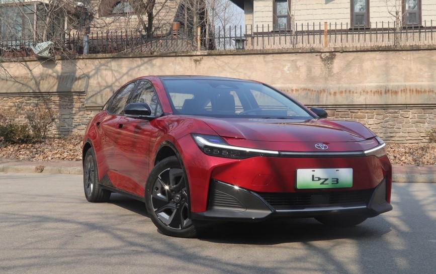 抢先试驾一汽丰田bZ3，比亚迪“代工”的丰田到底怎么样？ - 知乎