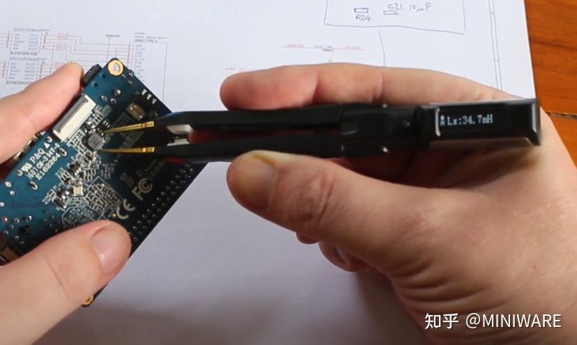 DT71 智能镊子评测——三合一的镊子、万用表和信号发生器 - 知乎