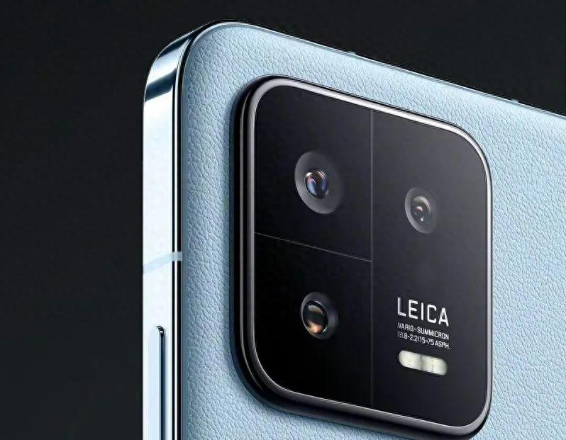 骁龙8Gen2+三星E6直屏，3000多价位上口碑最好的两款手机