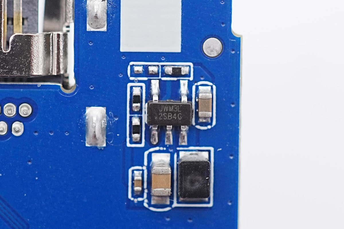 拆解报告：UGREEN绿联USB-C五合一转换器 - 知乎