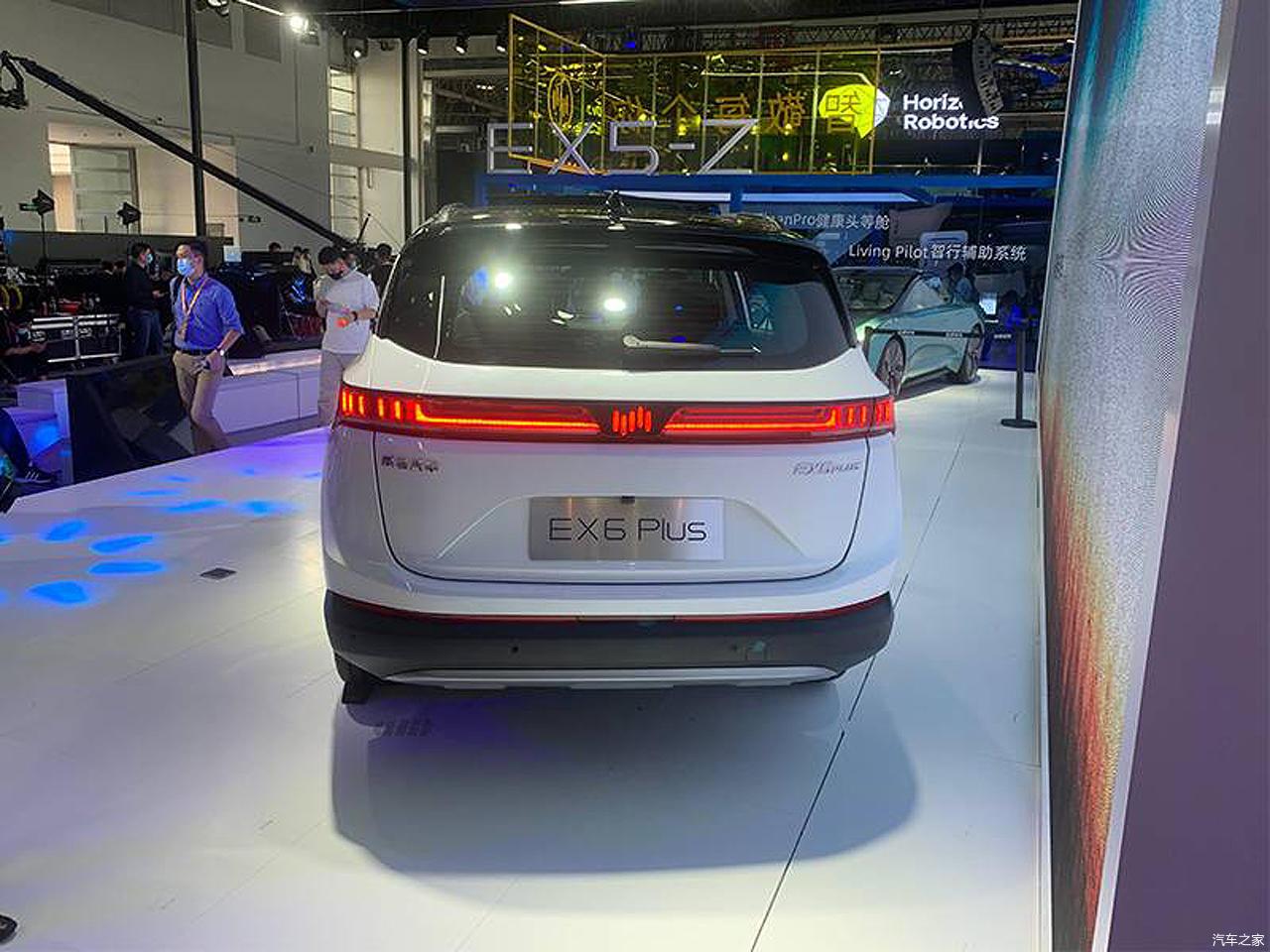 威马EX6 Plus 6座版车型正式上市 配置提升/车内空间优化 - 知乎