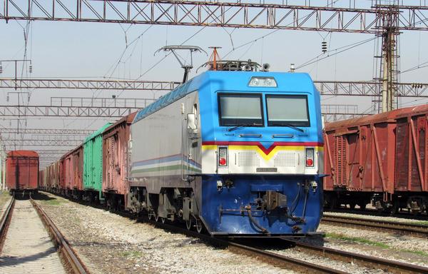 【铁道科普】“芍药”韶山1型电力机车的技术原型——VL60型电力机车 - 知乎