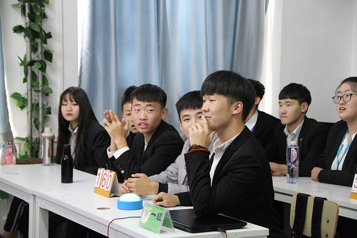 行业人士告诉你，技校一般学费多少？ 知乎