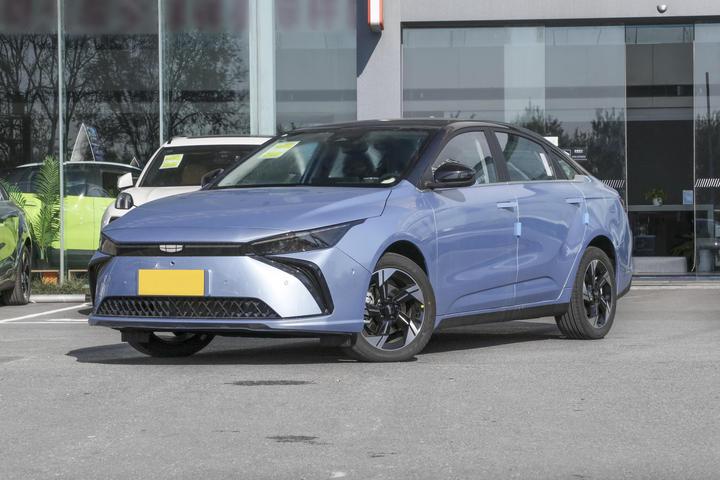 续航620km，搭载鸿蒙智能座舱，吉利几何G6值不值得买 - 知乎