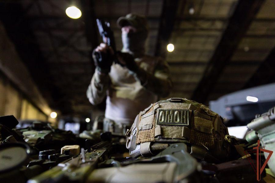 俄联邦国民警卫队的双刃—OMOH与СОБР - 知乎