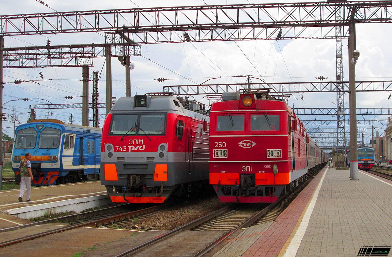 【科普】从“板砖”到“螃蟹”——俄罗斯铁路VL65型和EP1型电力机车（下） - 知乎