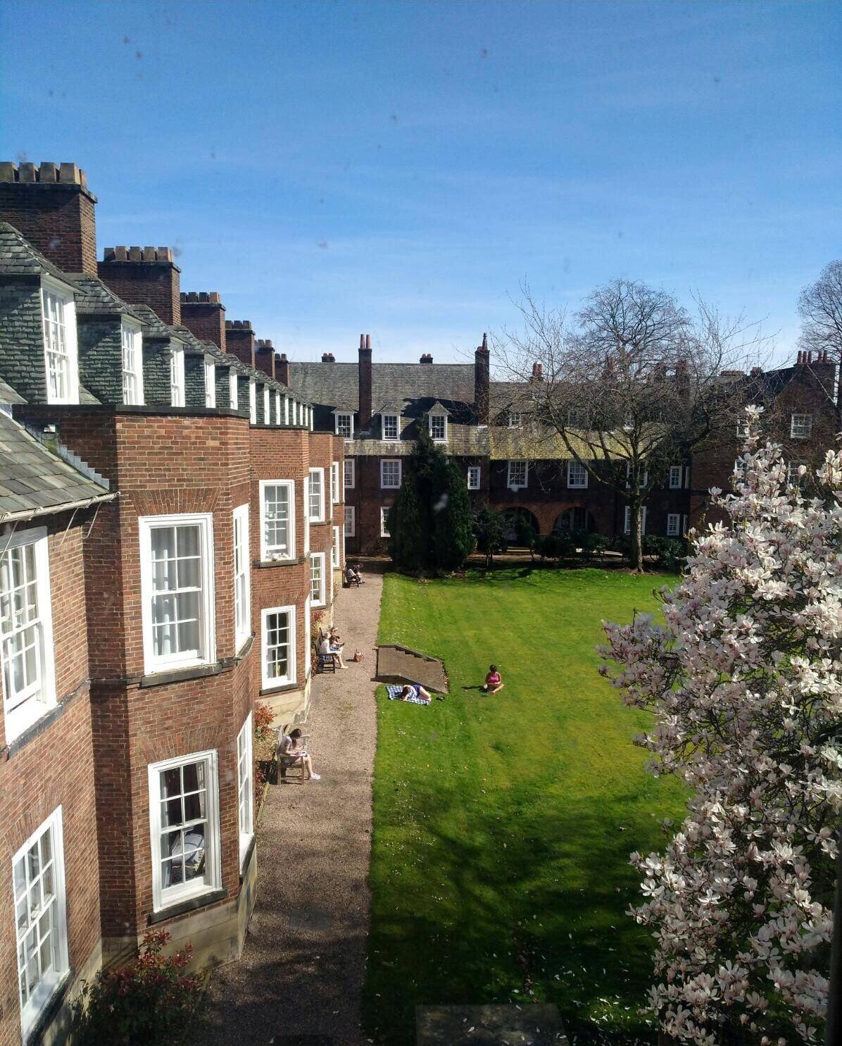 曼彻斯特大学的学生宿舍怎么样? - 知乎