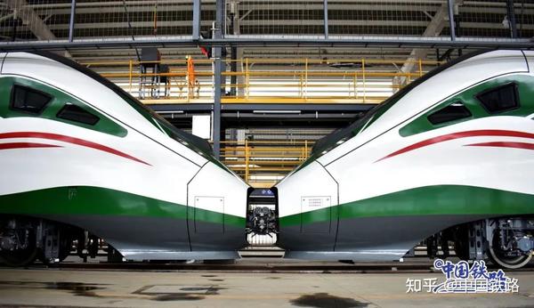 新型CR200J复兴号动车组到底长啥样？ - 知乎