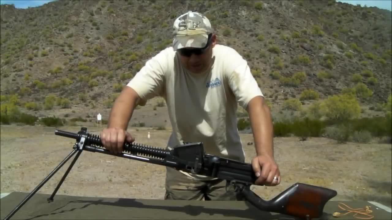 如何评价99式轻机枪？ - 知乎