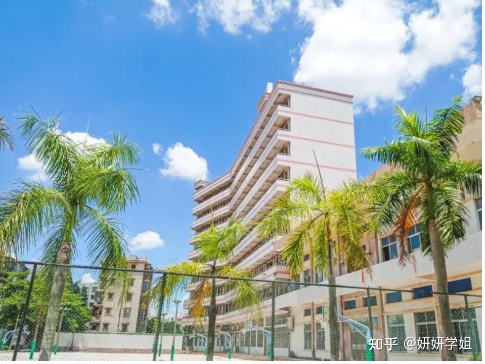 广东石油化工学院宿舍几人间？是上床下桌吗？有无空调？ - 知乎