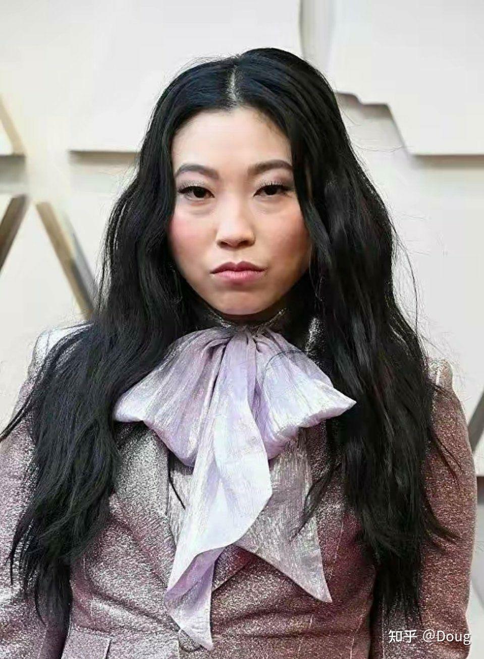 如何看待 jennie （金珍妮）在美剧《偶像漩涡》中的大尺度表演？ - 知乎