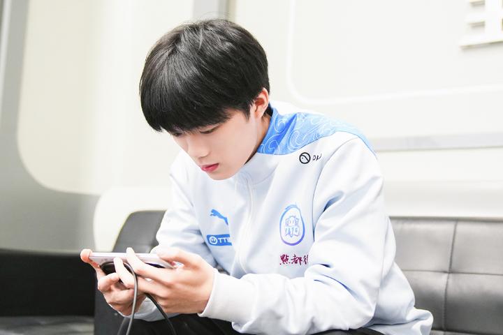 TTG基本无缘S/A卡位赛，清清转野首秀就拿MVP，赛后直言BP混乱 - 知乎