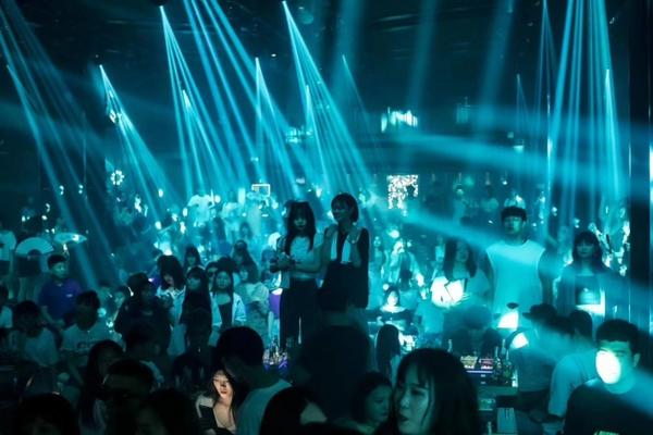 T.D唐龙太极携手STELLAR CLUB打造聊城最美星空夜店酒吧 - 知乎