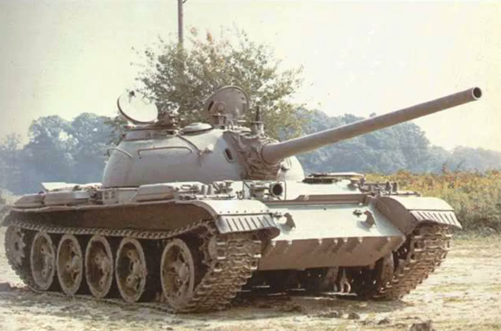 不朽的59式坦克：列装三代解放军，享誉巴铁和中东，退役还能多用 - 知乎
