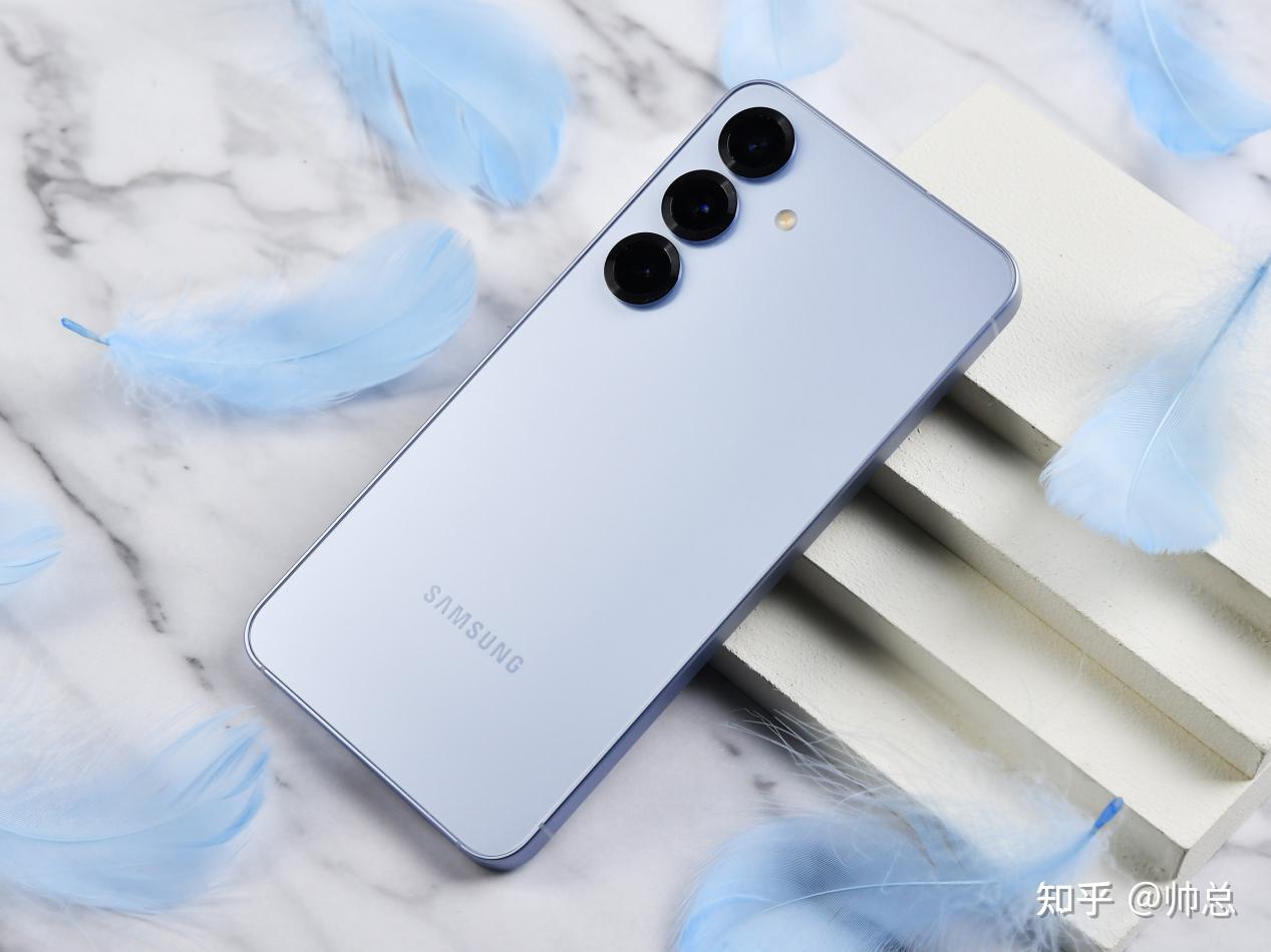 三星Galaxy S25全面评测：小屏旗舰，实力升级 - 知乎