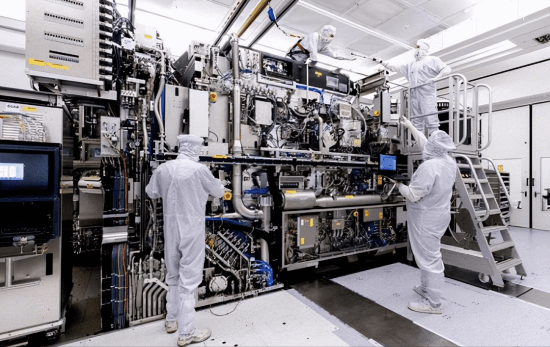 先撤7nm，后撤14nm仅保留28nm，外媒：中芯国际很聪明 - 知乎