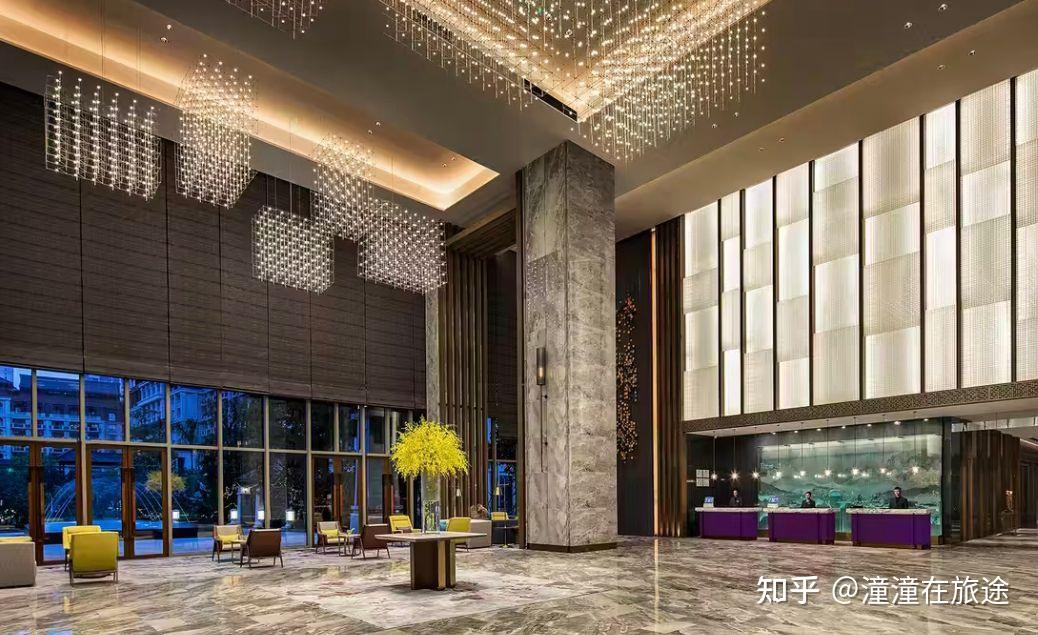 锦江和华住旗下的酒店品牌怎么分级？ - 知乎