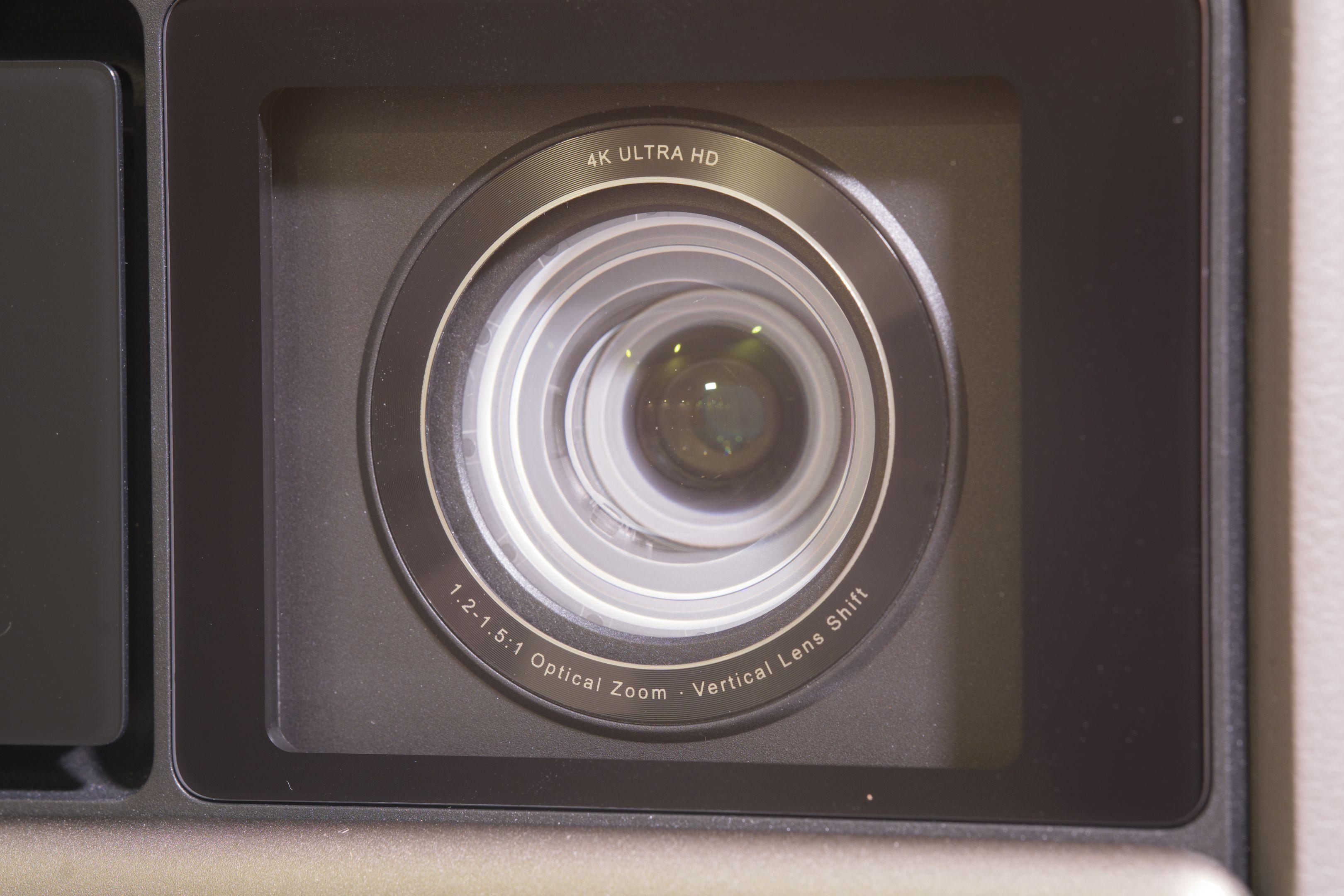 强大又好玩的专业级游戏投影仪——极米RS20 Plus - 知乎