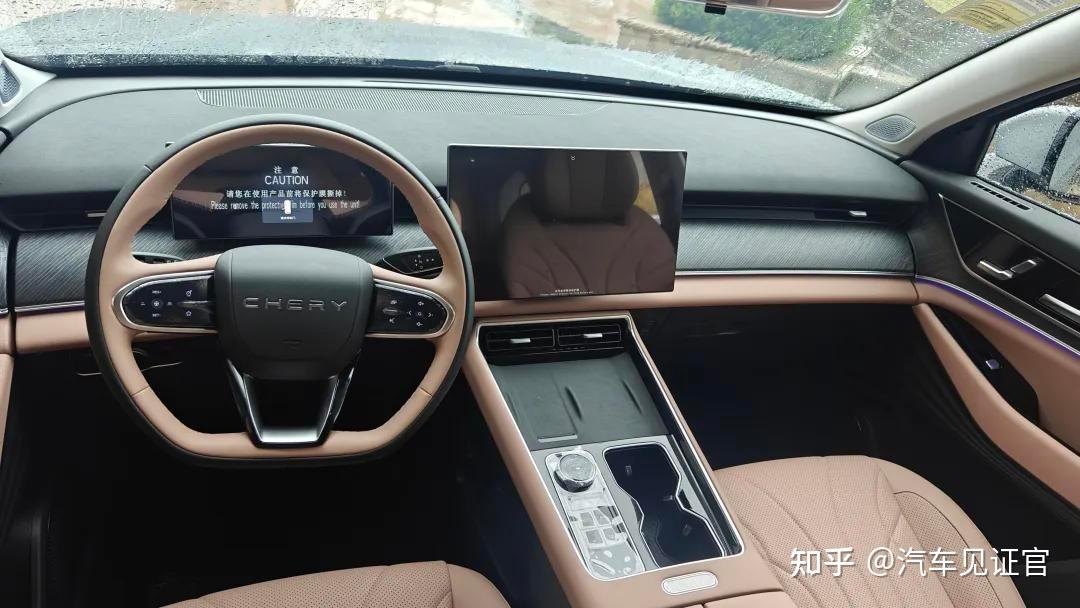 环塔冠军赛车基因 奇瑞瑞虎8L/8PLUS双车发布 10.69万起售 - 知乎