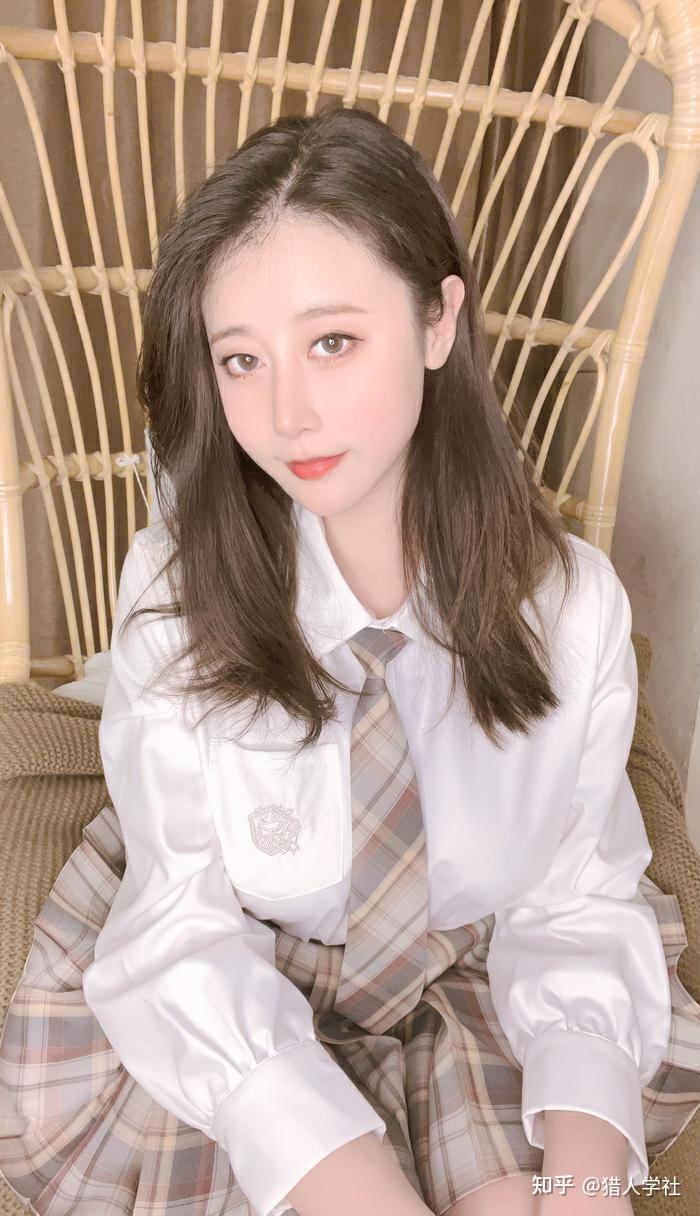 COS：奈汐酱nice cosplay美女图片 cos写真套图合集 - 知乎