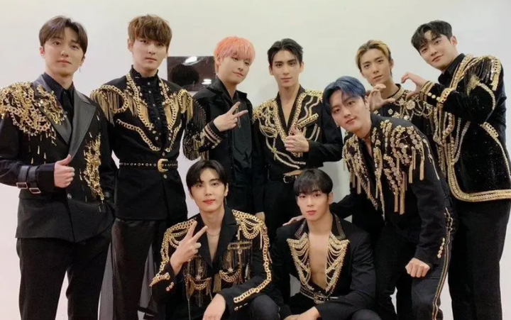 路云宣布退出SF9，公开亲笔道歉信粉丝不买账！队长永彬出面安抚 - 知乎