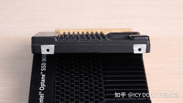 当我买了 U.2 SSD需要怎么连接呢？连接 U.2/U.3 SSD 的一些方法分享！ - 知乎