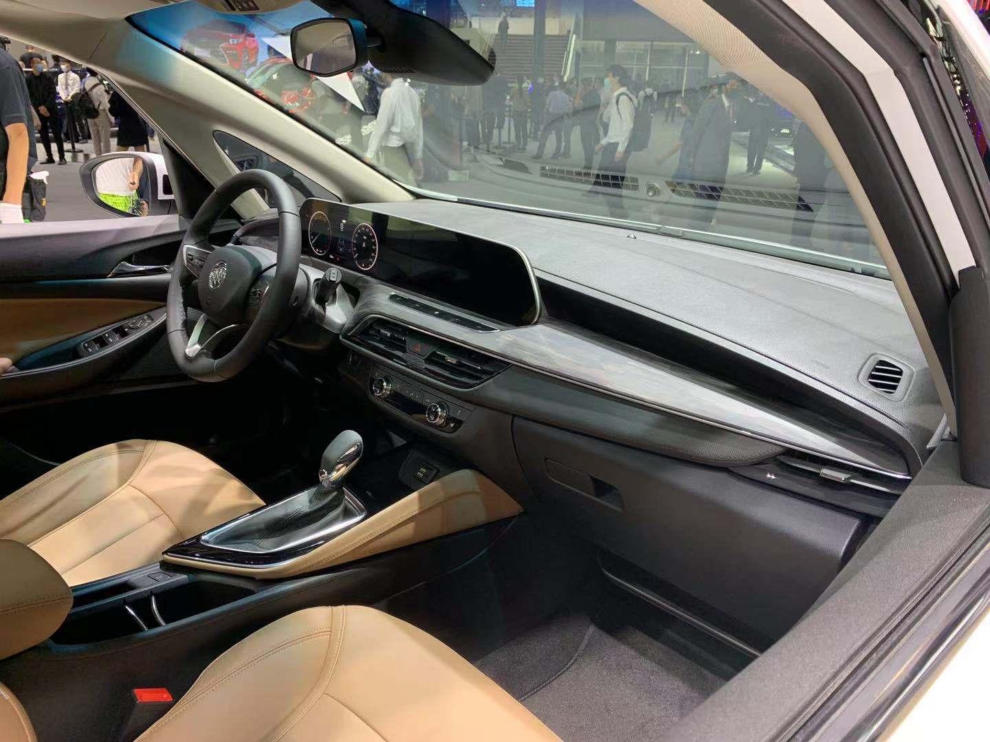 广州车展实拍新款别克GL6：标配大屏，搭载1.3T+48V轻混系统 - 知乎