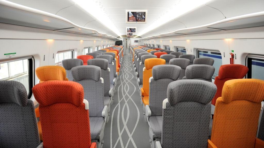 广深港高铁香港段的动感号动车组与和谐号、复兴号有什么不同？乘坐体验如何？ - 知乎