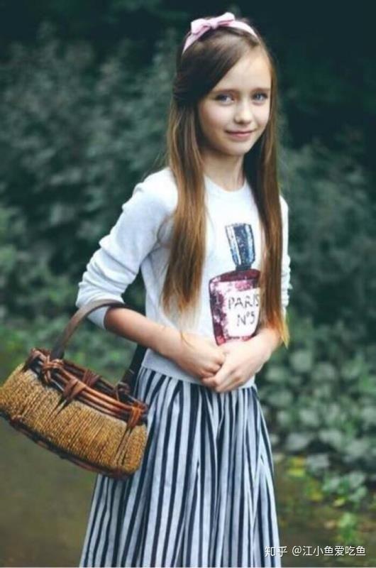 这个女的是谁啊！？ - 知乎