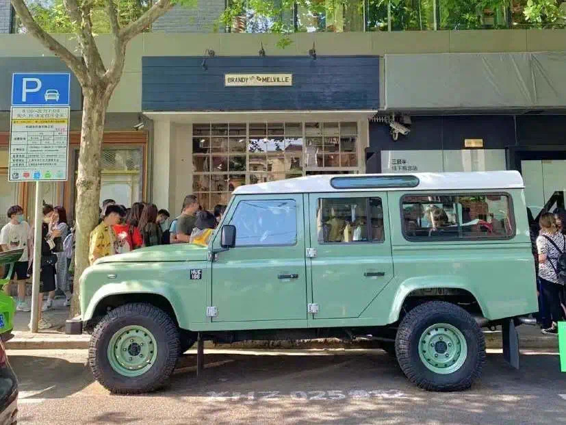 风靡Ins和小红书，Brandy Melville的成长密码？ - 知乎