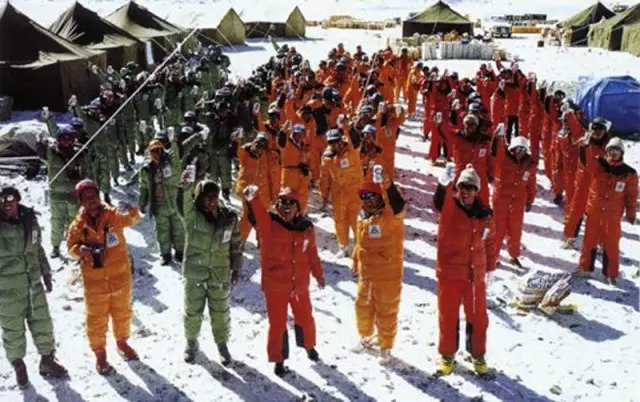 喜马拉雅最伟大的一次远征丨珠峰攀登史 - 知乎