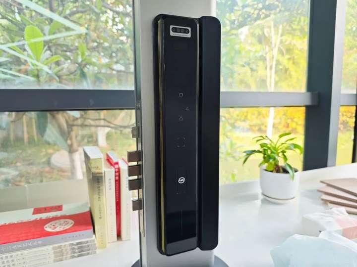 超薄防夹手，3D人脸识别，创新搭载屏下指纹解锁丨高迪森GY86测评 - 知乎