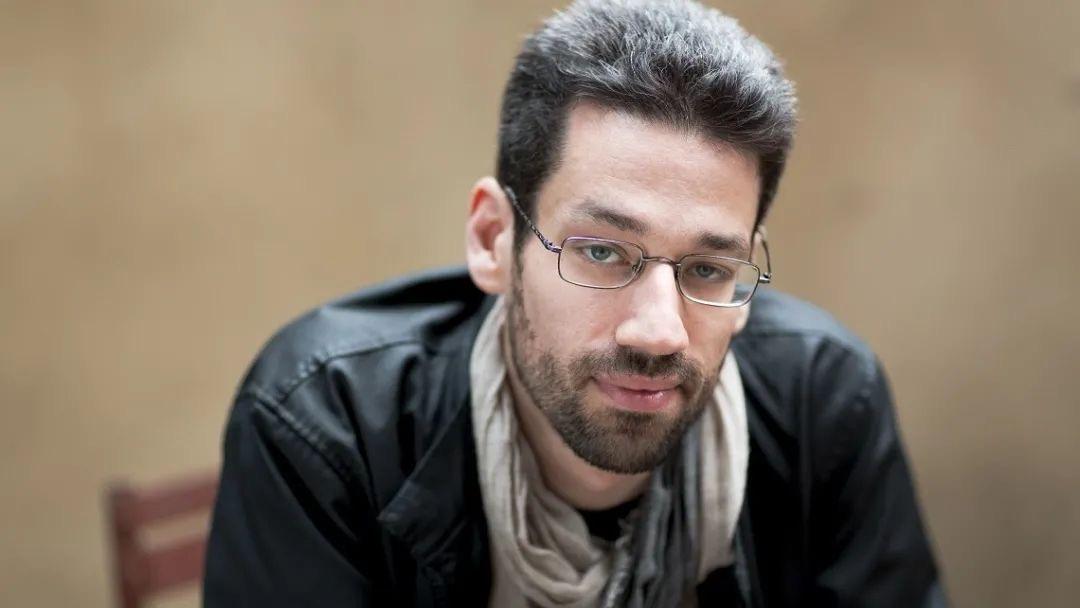 音乐学院里的老古董，不在英国在波士顿！ - 知乎