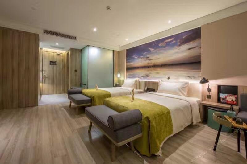 亚朵酒店和亚朵轻居有什么区别呢？ - 知乎