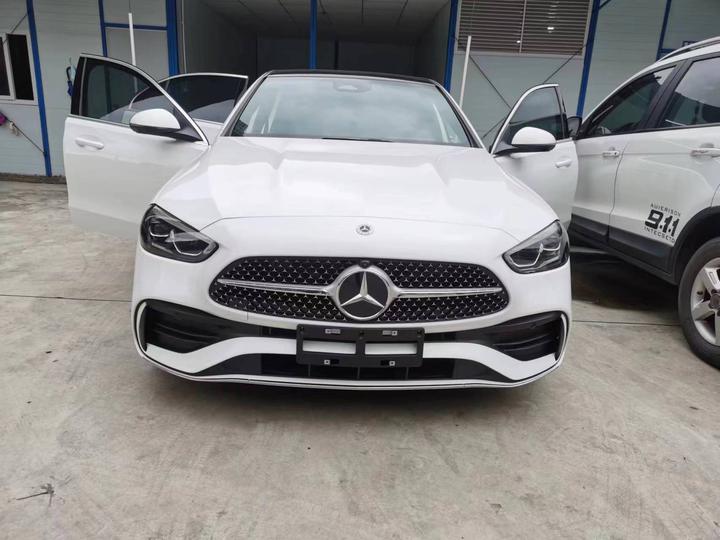 新车刚提第一天就来升级原厂360全景影像，23款奔驰C260安全配置 - 知乎