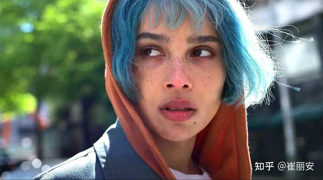 如何评价史蒂文·索德伯格执导的电影《KIMI》？ - 知乎