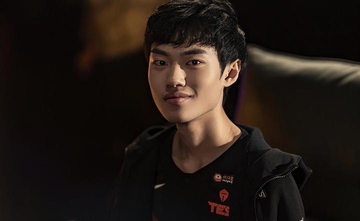 Knight又拿FMVP，天才少年能否逆袭超越Faker？ - 知乎