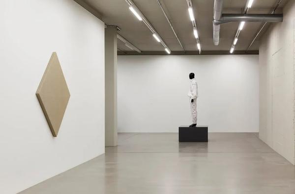 文献翻译：在法兰克福美术学院的对话——Willem de Rooij与Philippe Pirotte - 知乎