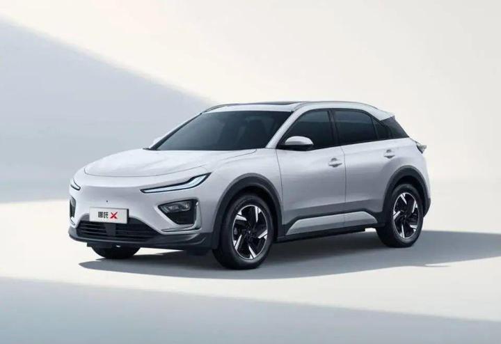 不超过15万的纯电SUV，还有8155芯片+智驾？ - 知乎