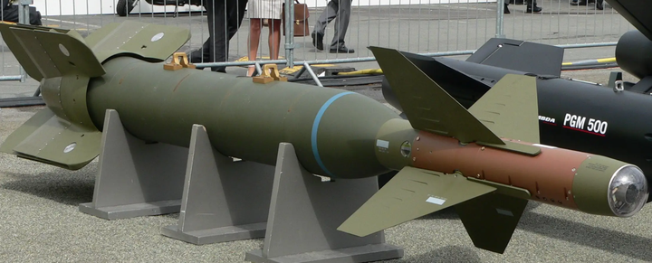 美国钻地弹有多恐怖？曾用1枚炸死上千人，却被中国水泥轻松克制 - 知乎