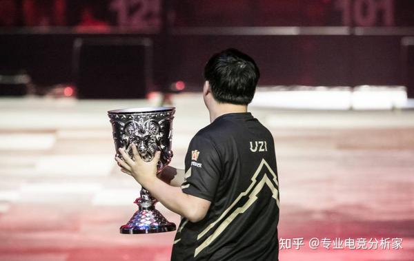 Uzi首发位置或已确定？BLG发布调试返图 Uzi率先调试 - 知乎