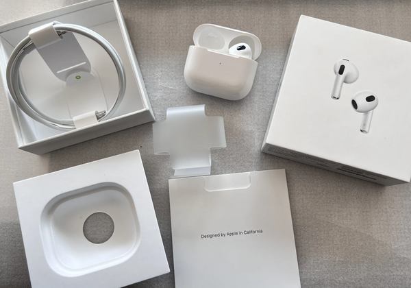 2023年双十一降价airpods Pro 二代和airpods3的区别?airpods3和pro对比?airpods和pro的区别