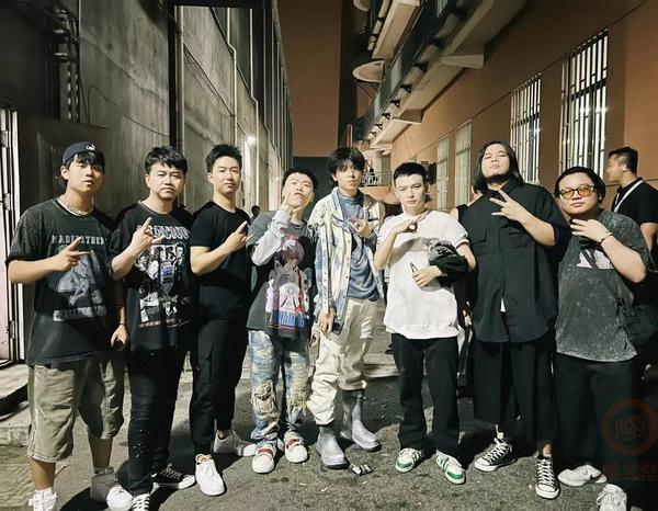 炸裂！PG One和法老同框！说唱圈疯狂联动！ - 知乎