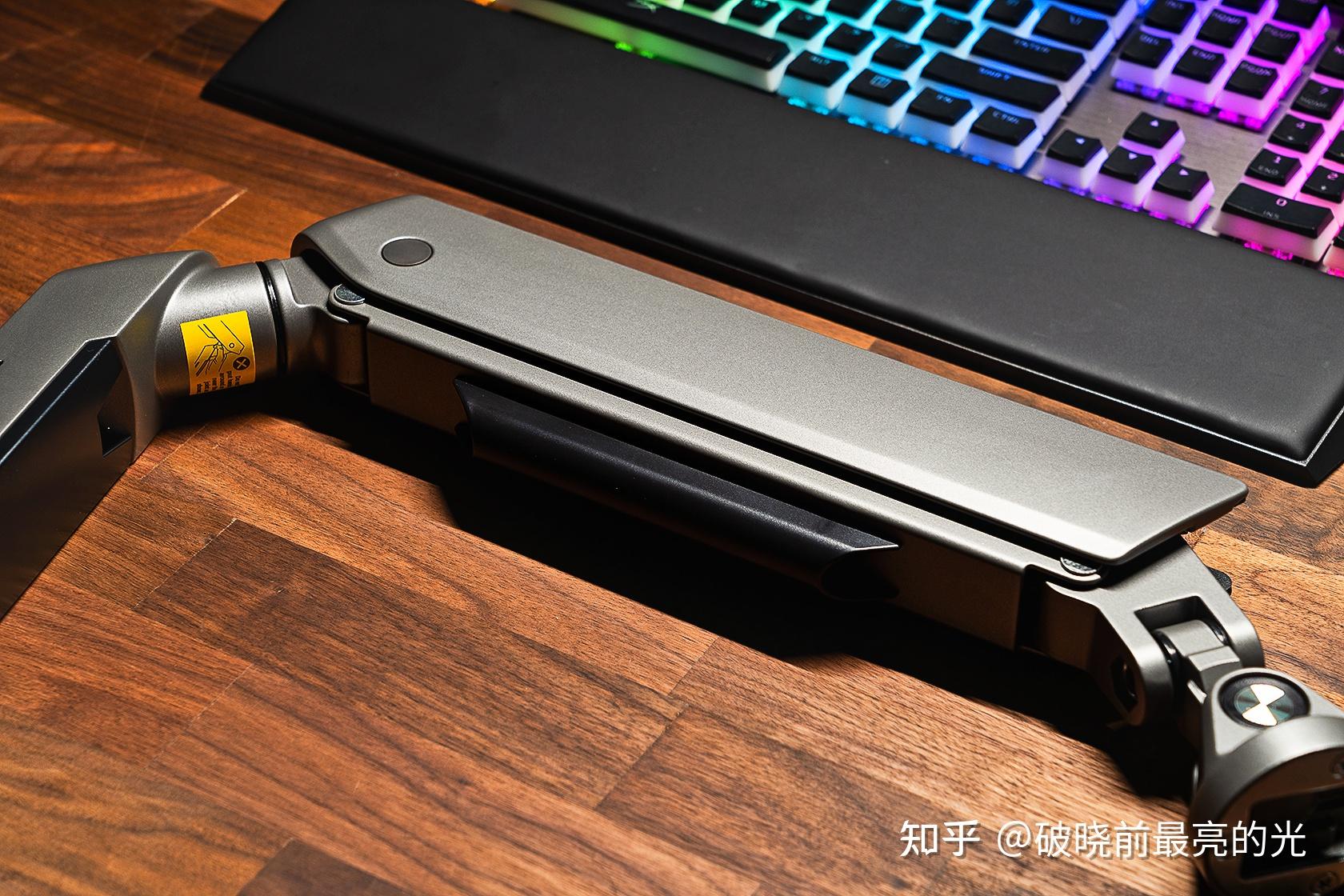 都上高配主机了，支持RGB的显示器支架了解一下？ - 知乎