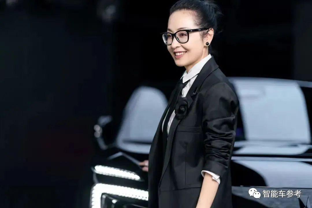 瞄准高端的阿维塔，刚从小鹏挖来市场品牌负责人 - 知乎