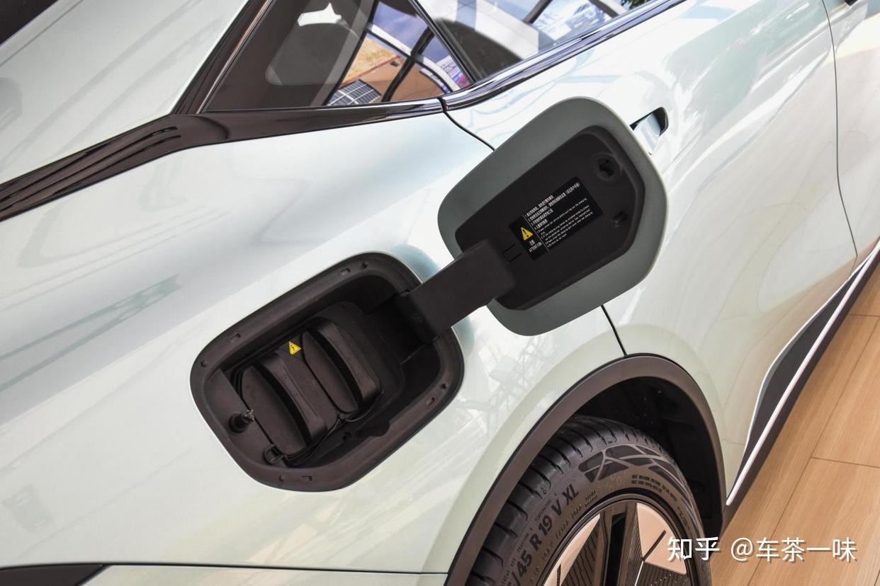 新款深蓝SL03上市，内外小改，配置升级，心动吗？ - 知乎