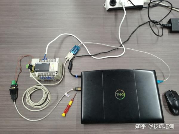 三菱FX3U的232通信板，与PC串口调试助手通信测试 - 知乎