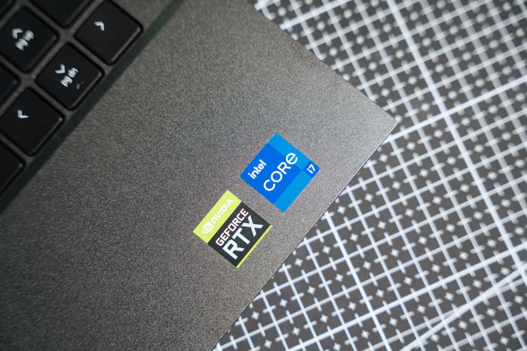 戴尔游匣G16 7620评测：外星人编外战斗力，综合性能拉满 - 知乎