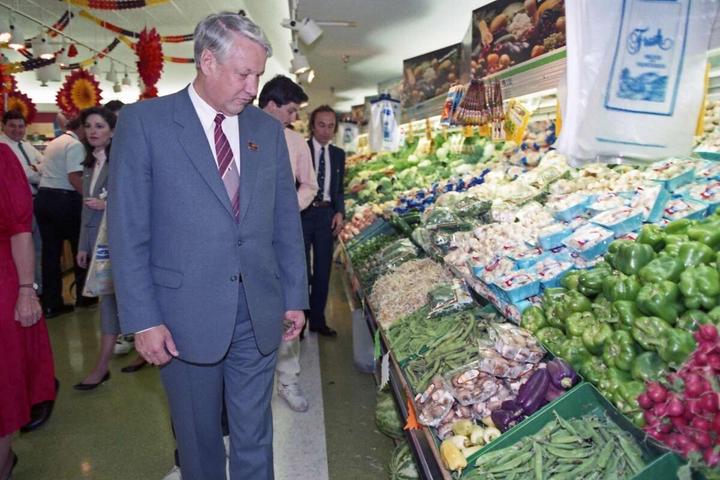 叶利钦的高光时刻·枭雄-没有风暴也要制造风暴 - 知乎