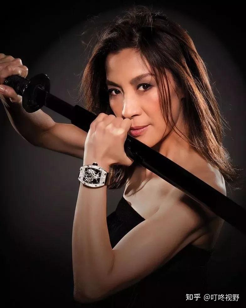 杨紫琼获奥斯卡影后，成首位奥斯卡华裔影后 - 知乎